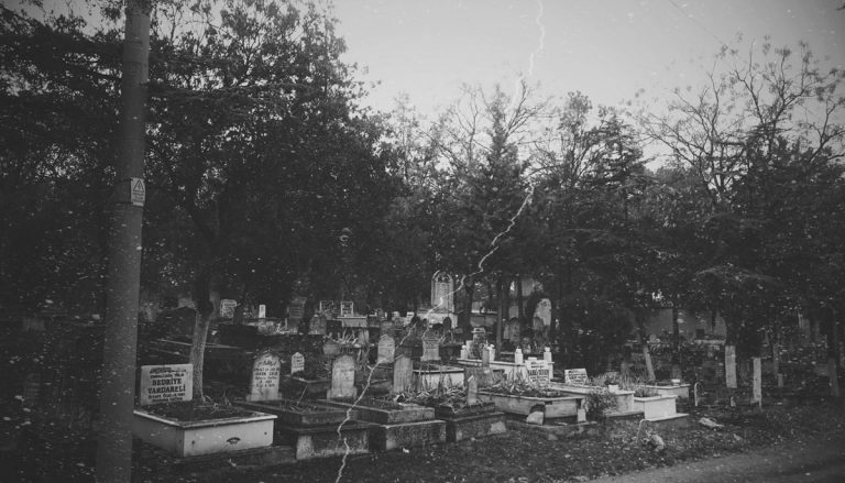 Stull Cemetery - FrightFind